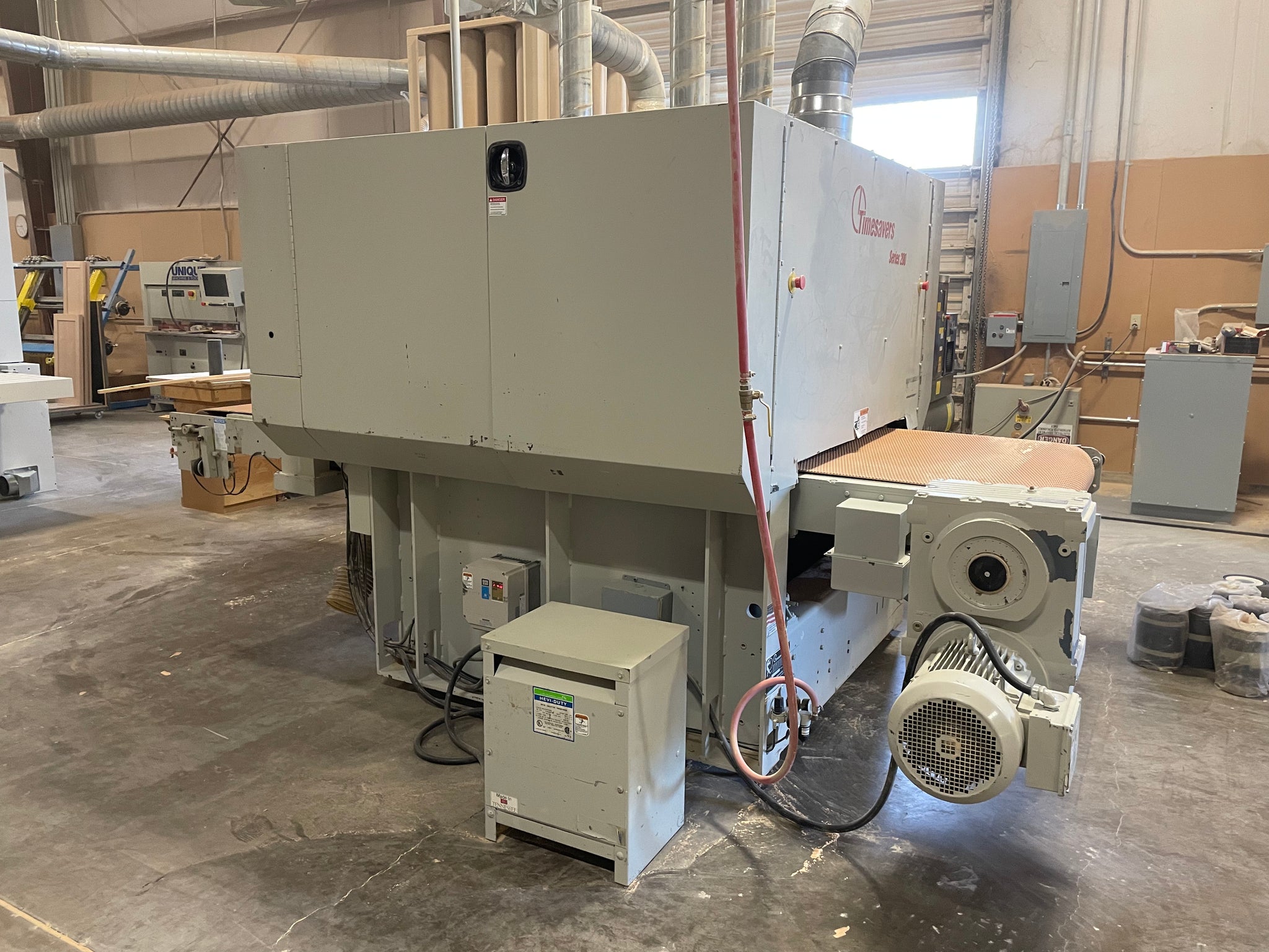 2000 Timesavers Series 200 Model 43-30 B Oscillating Denibbing Sander ...